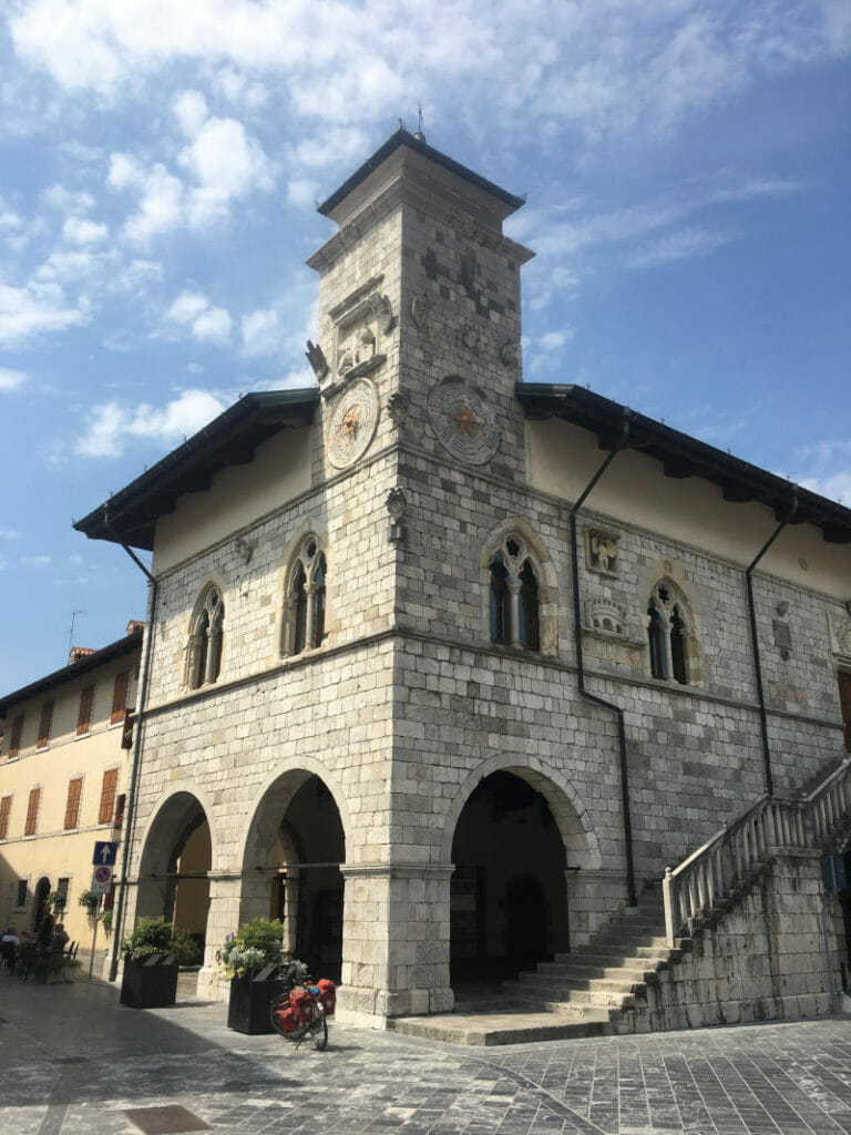 Alpe-Adria-Weg mit Fahrrad: Venzone - Udine - Grado